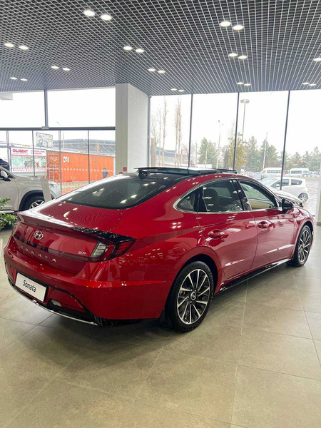 Продается Hyundai Sonata Luxe 2022