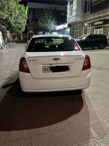 Lacetti 1.8 3-позиция
