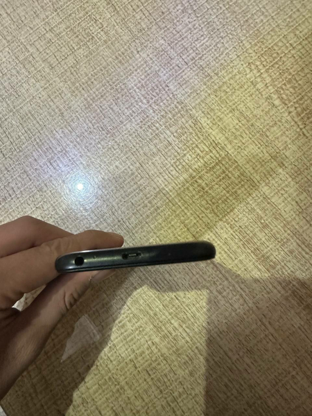 Samsung J3 2017 hotira 16gb