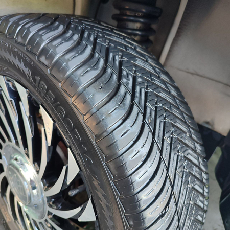Damas maybach balon R 14