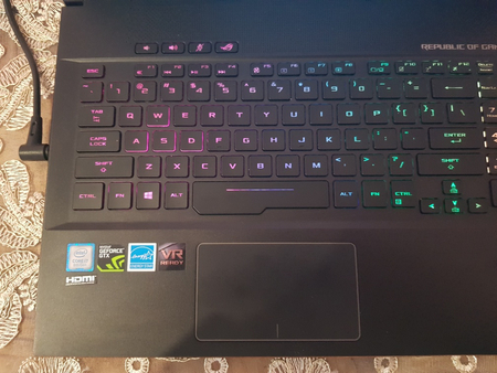 ASUS ROG Zephyrus M GU501GM Gamng: i7-8750H/16GB/6GB/800GB Sotiladi
