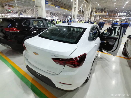 Chevrolet Onix egasi bõlishni Orient Lizing bilan amalga oshiring