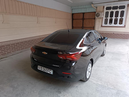 Chevrolet Onix premier 1