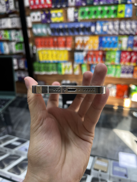 Iphone 12 Pro muddatli toʻlov va naqdga