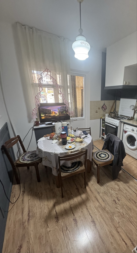 Продам свою квартиру учтепа 13 квартал орентир 62 школа