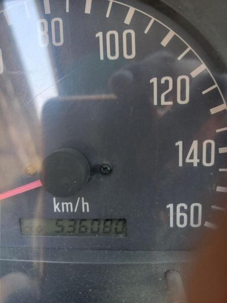 Isuzu.   5tonnalik