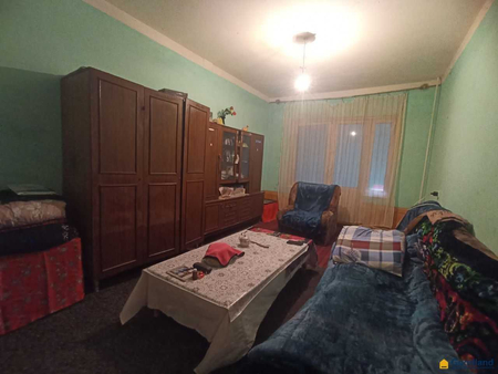 Продается 3 ком квартира  16-квартал  Юнусабадский район (J 2075)