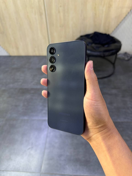 Samsung a 25 srochni