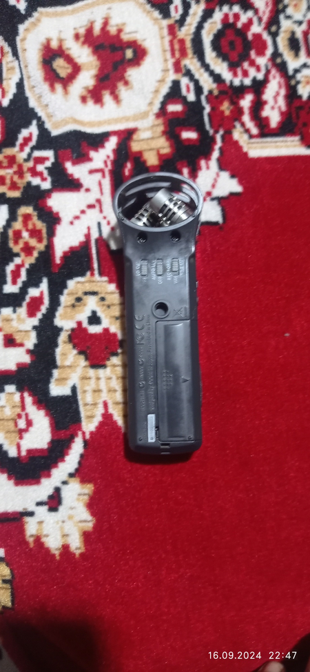 ZOOM H1 диктафон