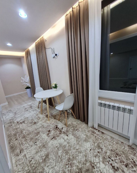 Метро Ойбек ,2/3/4. 60м2  Цум. Срочно Продам квартиру срочно