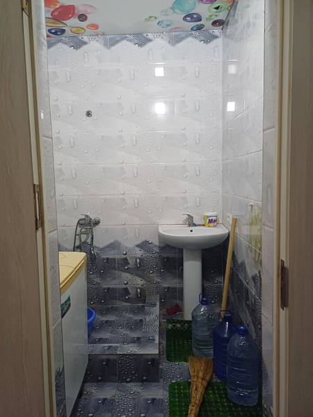 Sergeli 3 bekat 2 xonali hamma sharoitlari bor 400$ lubboyiga