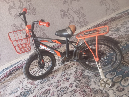 Valaseped va kalyaska sotiladi