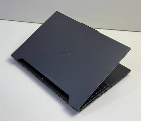 ASUS TUF 1 garyanta ozb boylab yetkazib bersh bepul