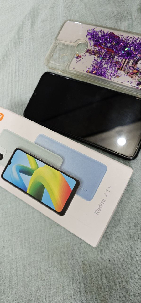 Red Mi A 1+ smartfon svoy