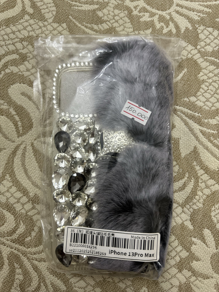 Чехолы на Iphone 13 pro max