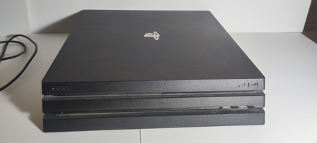 PlayStation 4 Pro 2 джостика