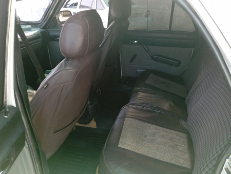 Gaz 3110 sotiladi