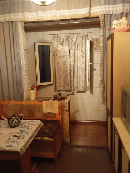 Продаю свою 2х кв. На юнусабаде -7 кв-л 2/3/4.