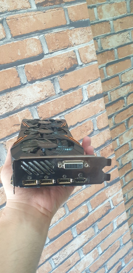 Gtx 1070 8gb GDDR5 256bit gigabayte
