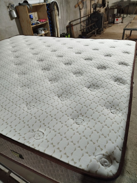 Matras matras Standart razmerla 140 $ 165 $ 170 $ 190 $