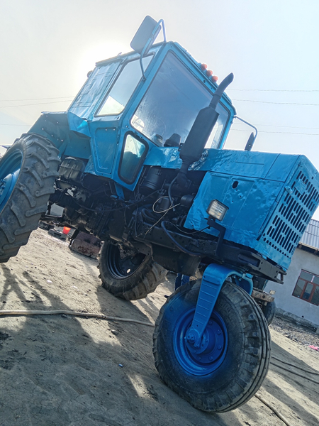MTZ80 yili 90 dakument yangi