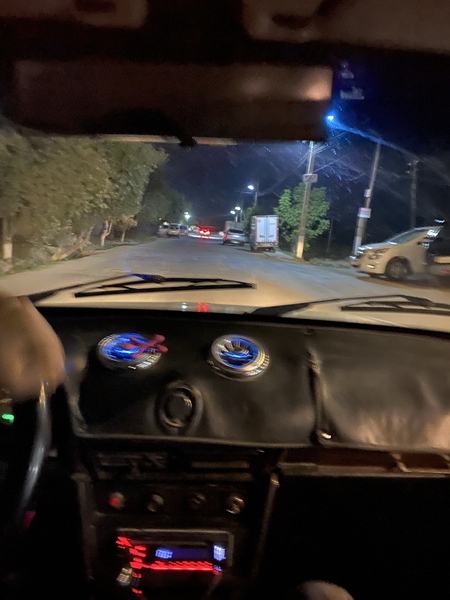 Vaz 2106 holati yaxshi srocna sotiladi