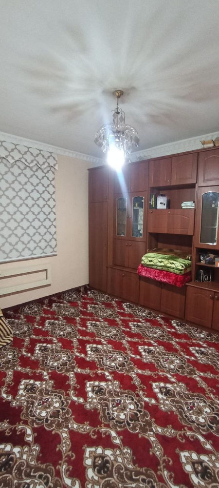Qosmobodda 2 xonali kvartira sotiladi