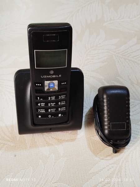 Uzmobile CDMA-450 ATEL L-600 (95 kodli) telefoni sotiladi