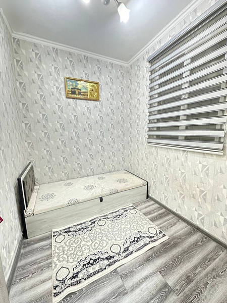 Продается 2в3 комнатная  кв на чиланзаре 19 квартл.ZA010