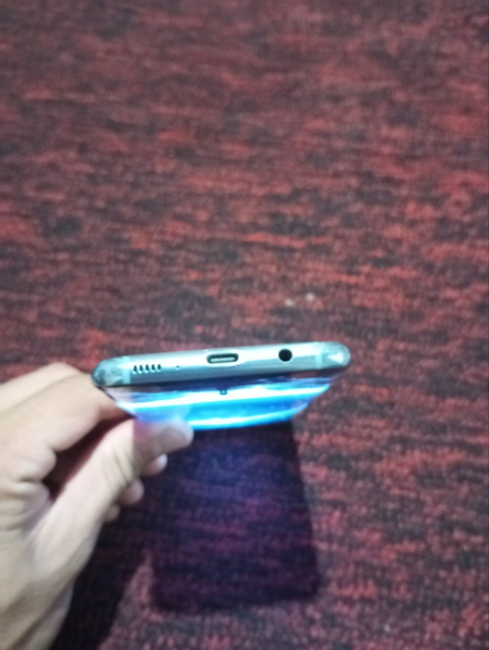 Samsung S8+ holati ideal