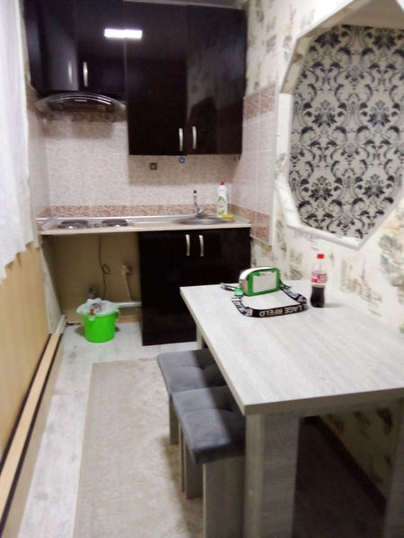 1 xonaliy uy sotiladi sirochna metiro otgan