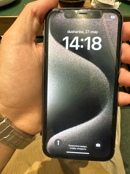 Iphone 11 sotiladi srochno