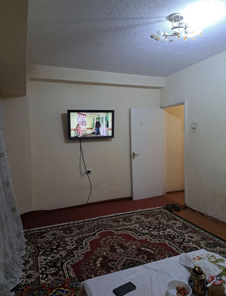 Продаётся 2ком по улице Буюк Ипак Йули
