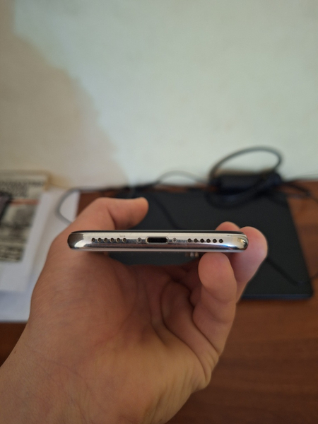 Iphone X sotiladi