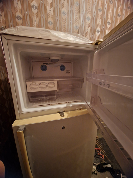 Холодильник LG белый