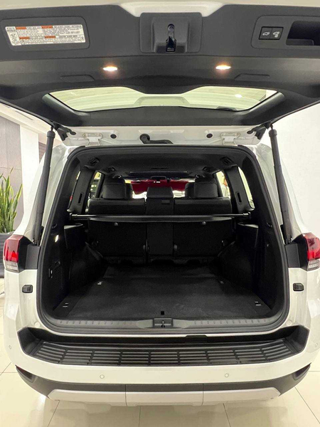 Toyota Land Cruiser 300 GR SPORT 3.5L 2023