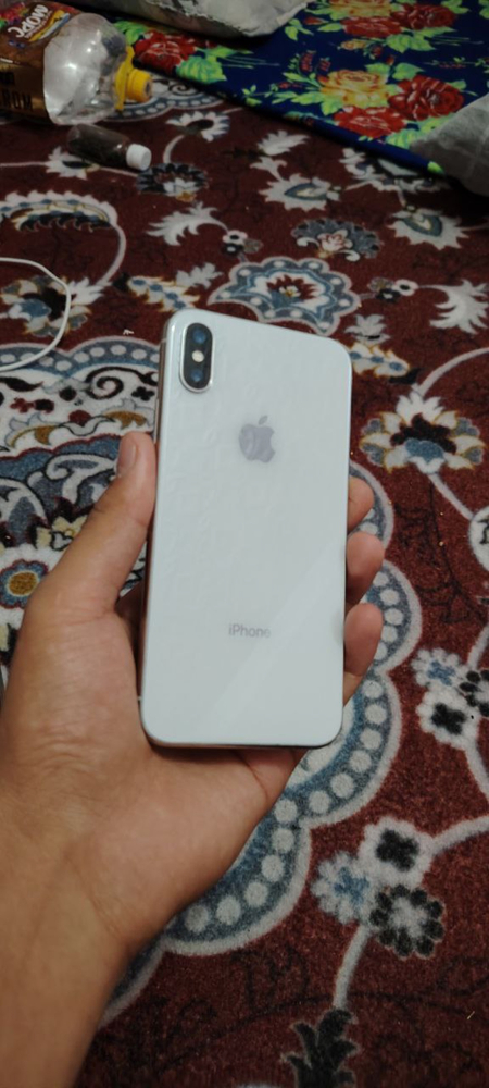 Iphone x 256 gb ( obmen bor )