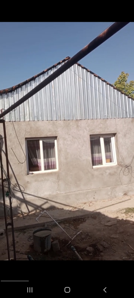 Срочно продаётся участок в чирчике 3 соток 3 ком