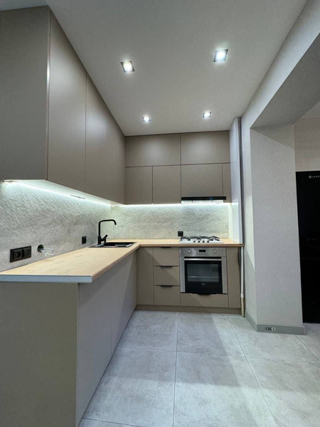 Продается квартира, Ц5 , 1в2/2/4, 42 кв.м