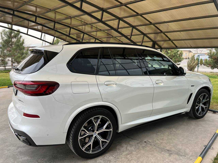 Продается BMW x5 edrive 45e с первых рук