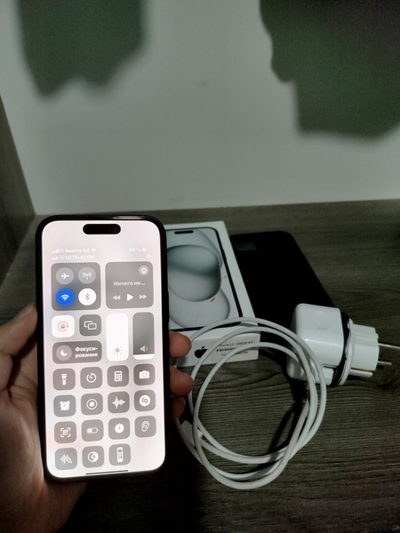 Iphone 15 128 Black titanium 100%