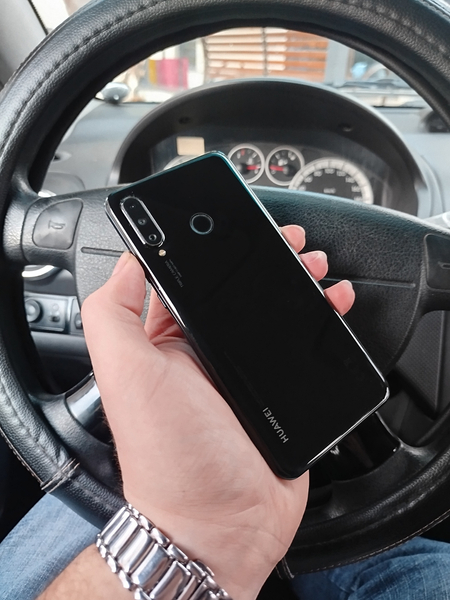 Huawei P30 Lite 4/128 GB Black Ideal Polniy Kompekt arzon narxda