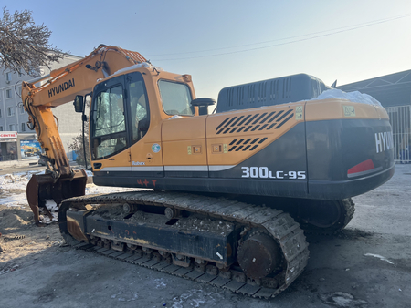 Экскаватор Hunday ROBEX 300LC-9S