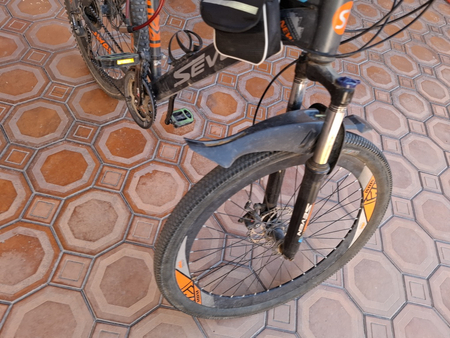 Velosiped sotiladi