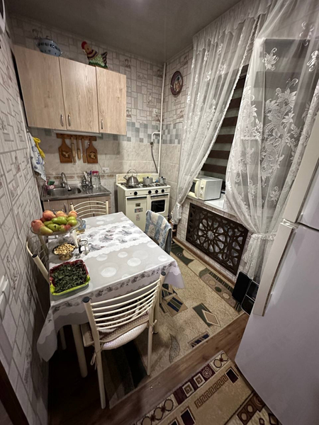 Продаётся 1 комнатная на Карасу -4
