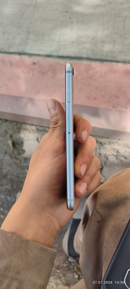 Iphone 6 telefoni sotiladi