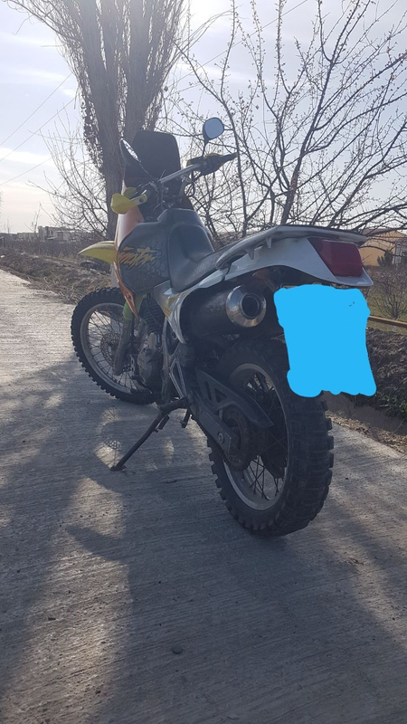 Мотцикл Хонда Доминатор 650