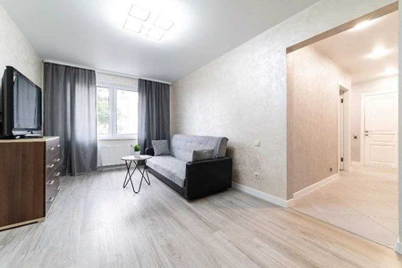 Юнусабад • Юнусобад 9 • 2-комн • 50 м² • этаж 1/4 • [DP:080]