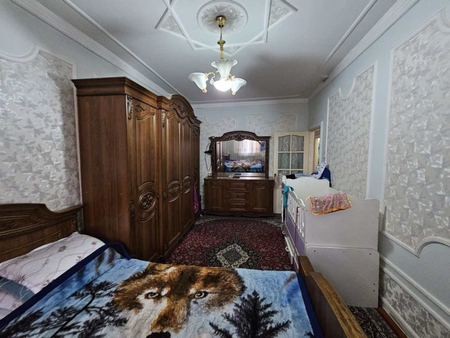 3 хонали квартира сотилади шарк 1