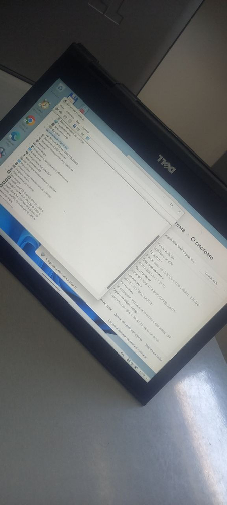 DELL  i3 256gb/8